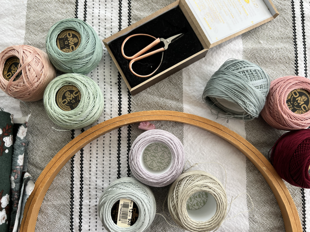 Thrifty Crafting: Give Your Materials a New Life - Woven Golden at Home
